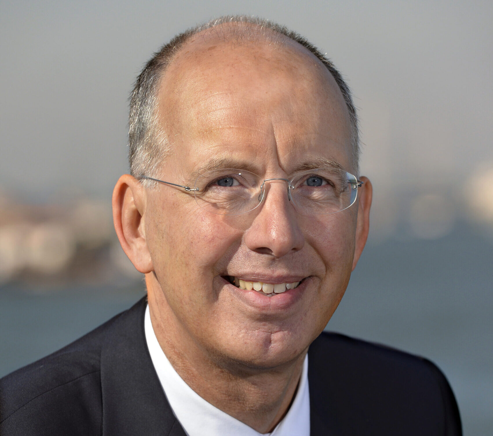 Interview Ronald Paul: nieuw boegbeeld Topsector Logistiek - Topsector ...